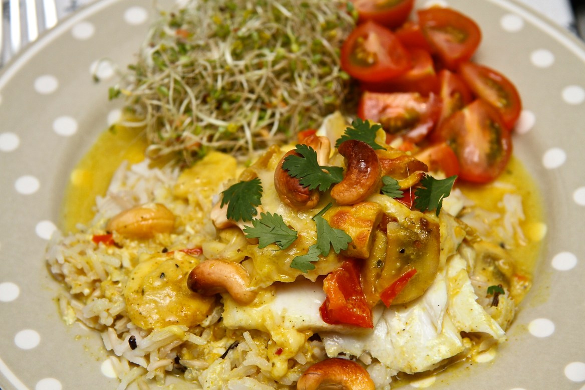 fiskur með karrí og banönum | Eldhússögur