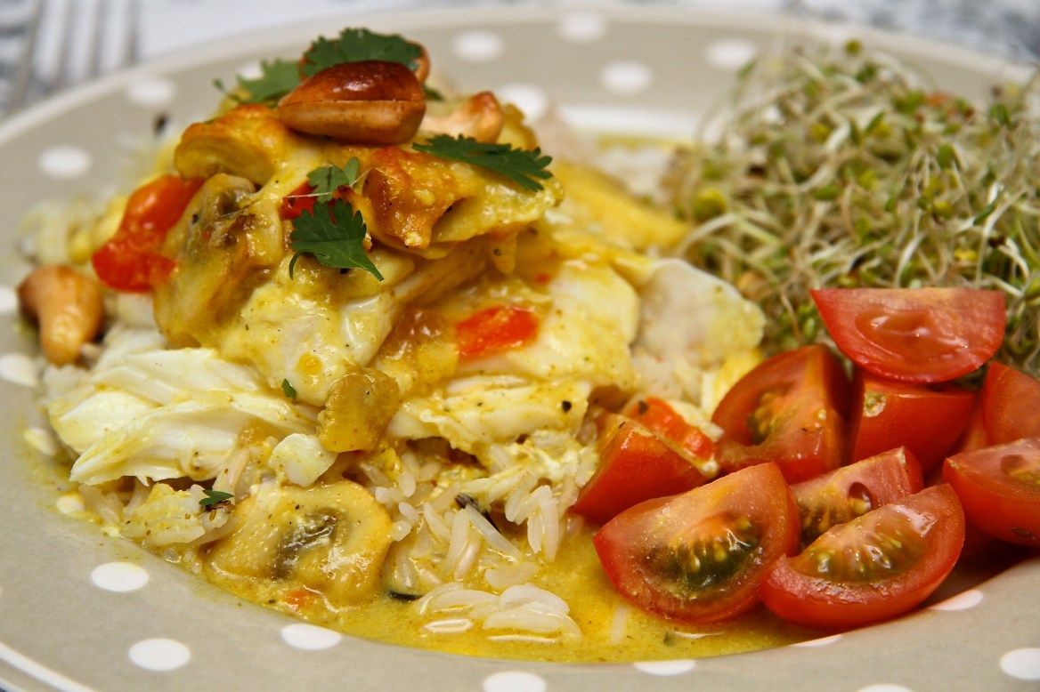 fiskur með karrí og banönum | Eldhússögur